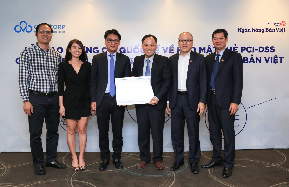 CMC TS granted PCI DSS certificate to Viet Capital Bank